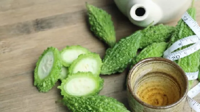 Ajaib! Rutin Minum Air Rebusan Pare Khasiatnya Sangat Mujarab - GenPI.co Ajaib! Rutin Minum Air Rebusan Pare Khasiatnya Sangat Mujarab - GenPI.co